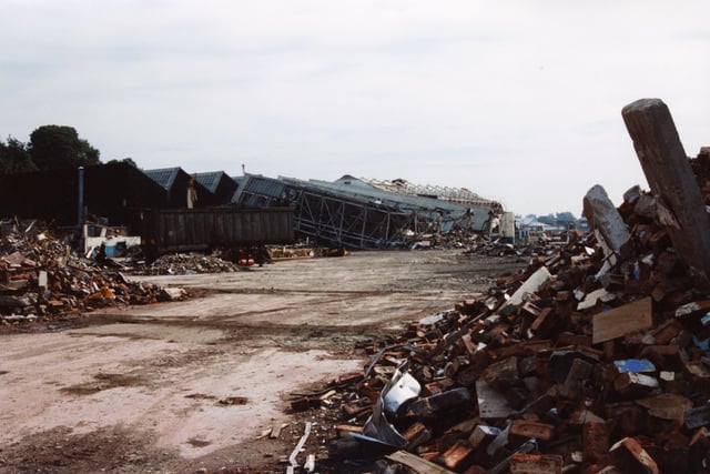 Strand Road 15 Fascinating Pictures Showing The Demolition Of Baes